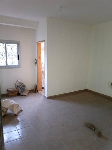 Chambre Neuve Dans Un Immeuble À Mimboman - Chambre & Studio a louer ...