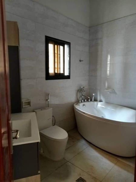 Somptueuse Villa Neuve Avec Piscine Eau Chaude Gardien Parking Au Golf Dans Un Cadre Sécurisé ...