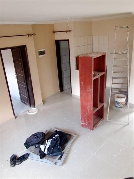 Studio Neuf Avvec Gardien Parking À Kondengui Bordure De Route ...