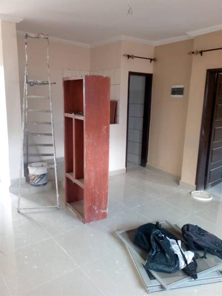 Studio Neuf Avvec Gardien Parking À Kondengui Bordure De Route ...